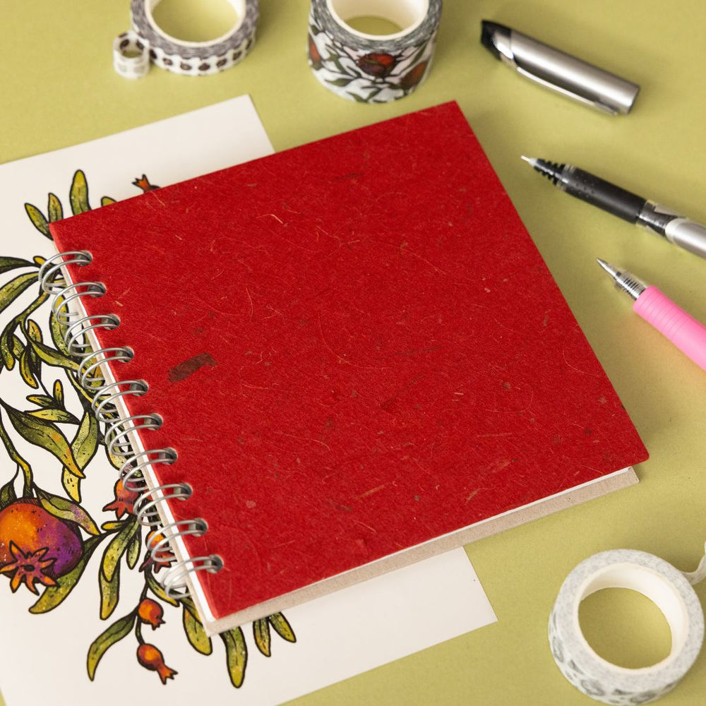 6x6 Square Sketchbook 150gsm Cartridge Paper - Pink Pig